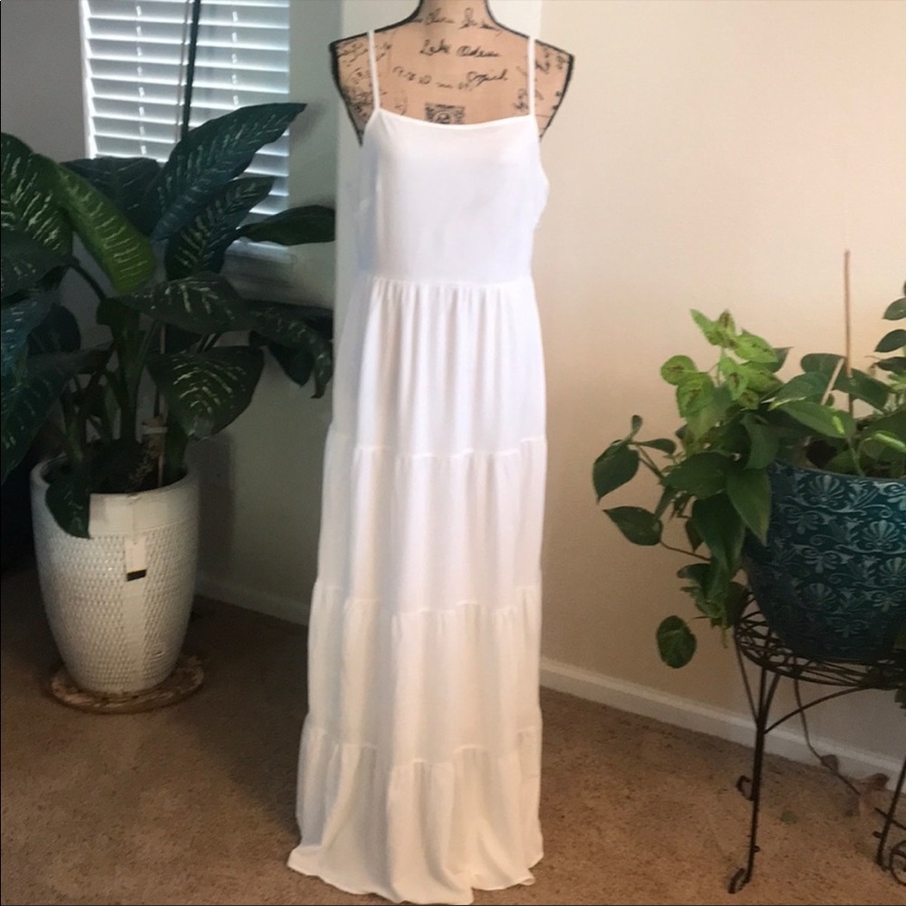 Divided Dress. Size Medium - Gem